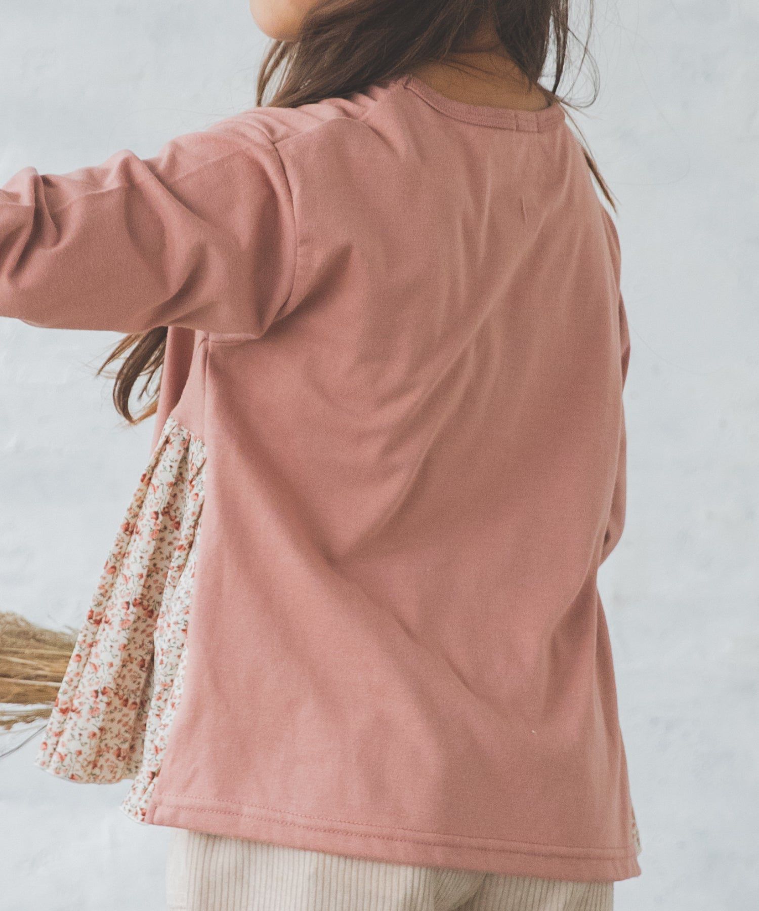 日本 PAIRMANON - 側邊拼接薄長袖上衣-秋日花田-薄荷x灰杏｜媽咪愛