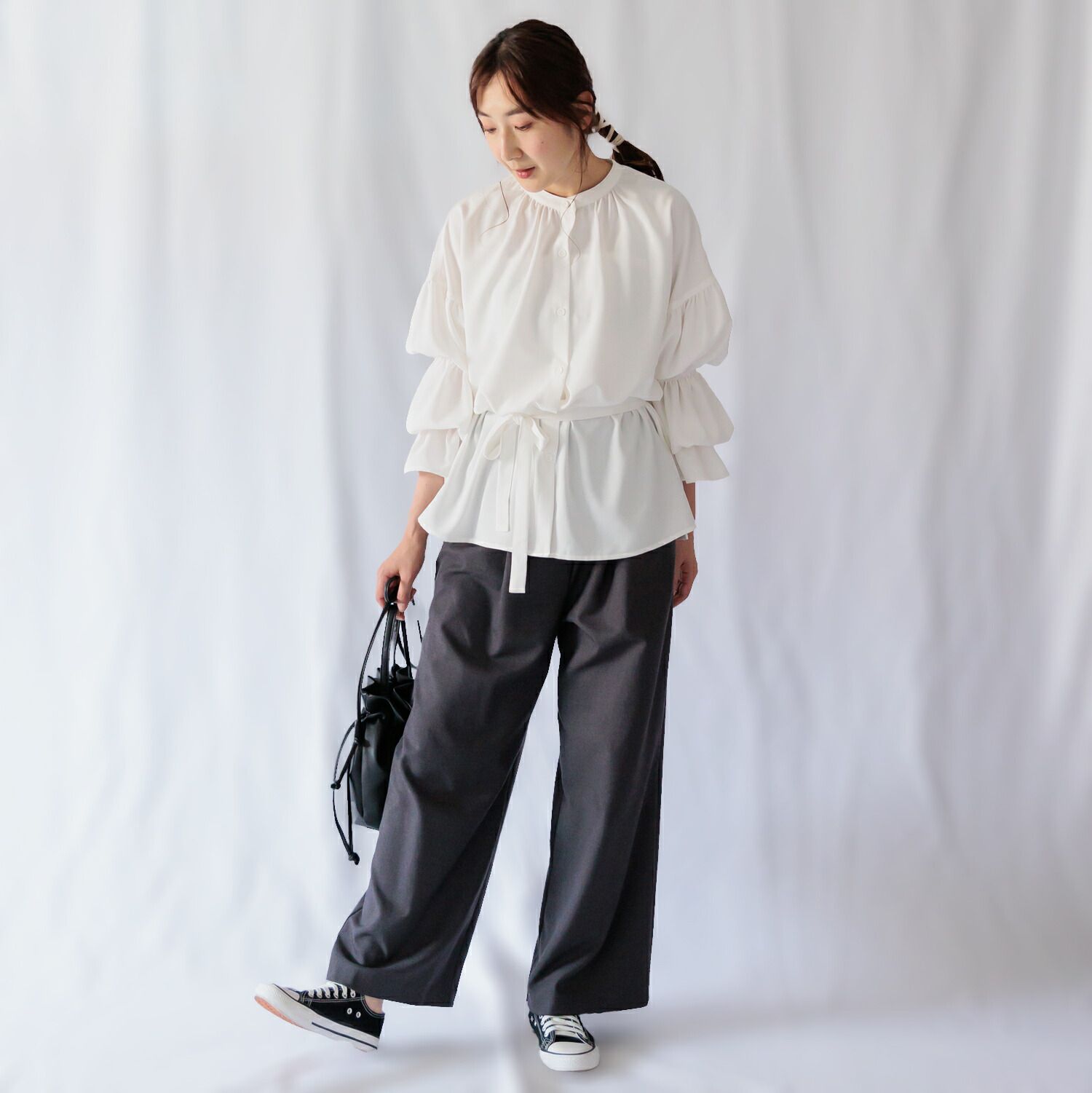 日本 ihuu - 甜美泡泡層次長袖襯衫-黑｜媽咪愛