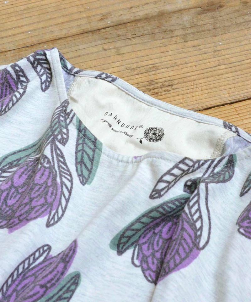 日本 zootie - 自然感印花落肩五分袖上衣-淺灰｜媽咪愛