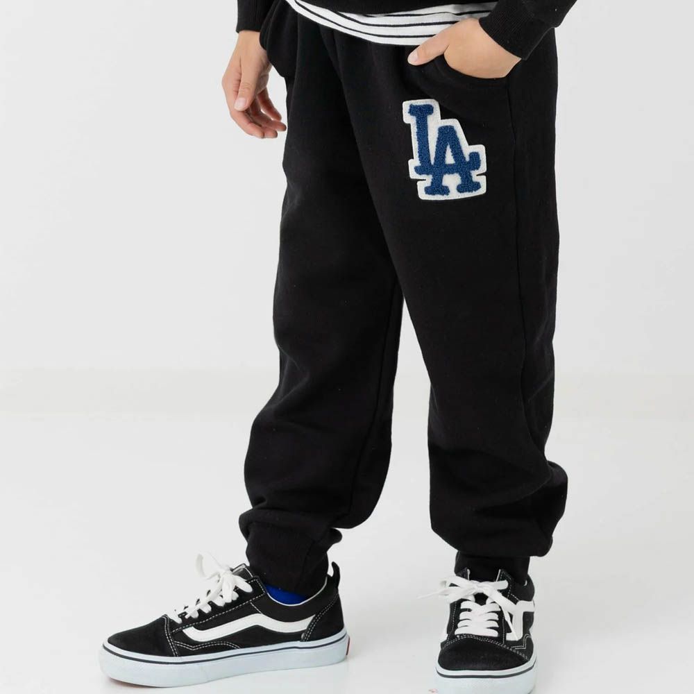 日本 Chil2 - MLB聯名 立體刺繡縮口長褲-洛杉磯道奇-黑｜媽咪愛