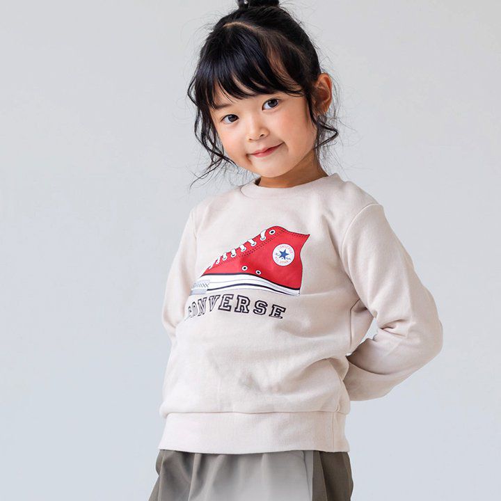 日本 Chil2 - CONVERSE聯名 印花長袖上衣-胸前鞋子-靛藍｜媽咪愛