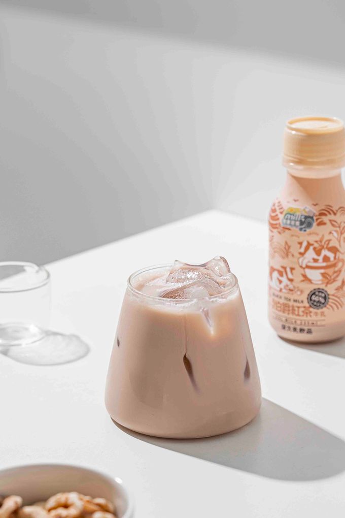 台東初鹿 - 醇厚可可牛乳飲品*1箱+伯爵紅茶牛乳飲品*1箱-235ml*18瓶/箱-2箱免運組｜媽咪愛