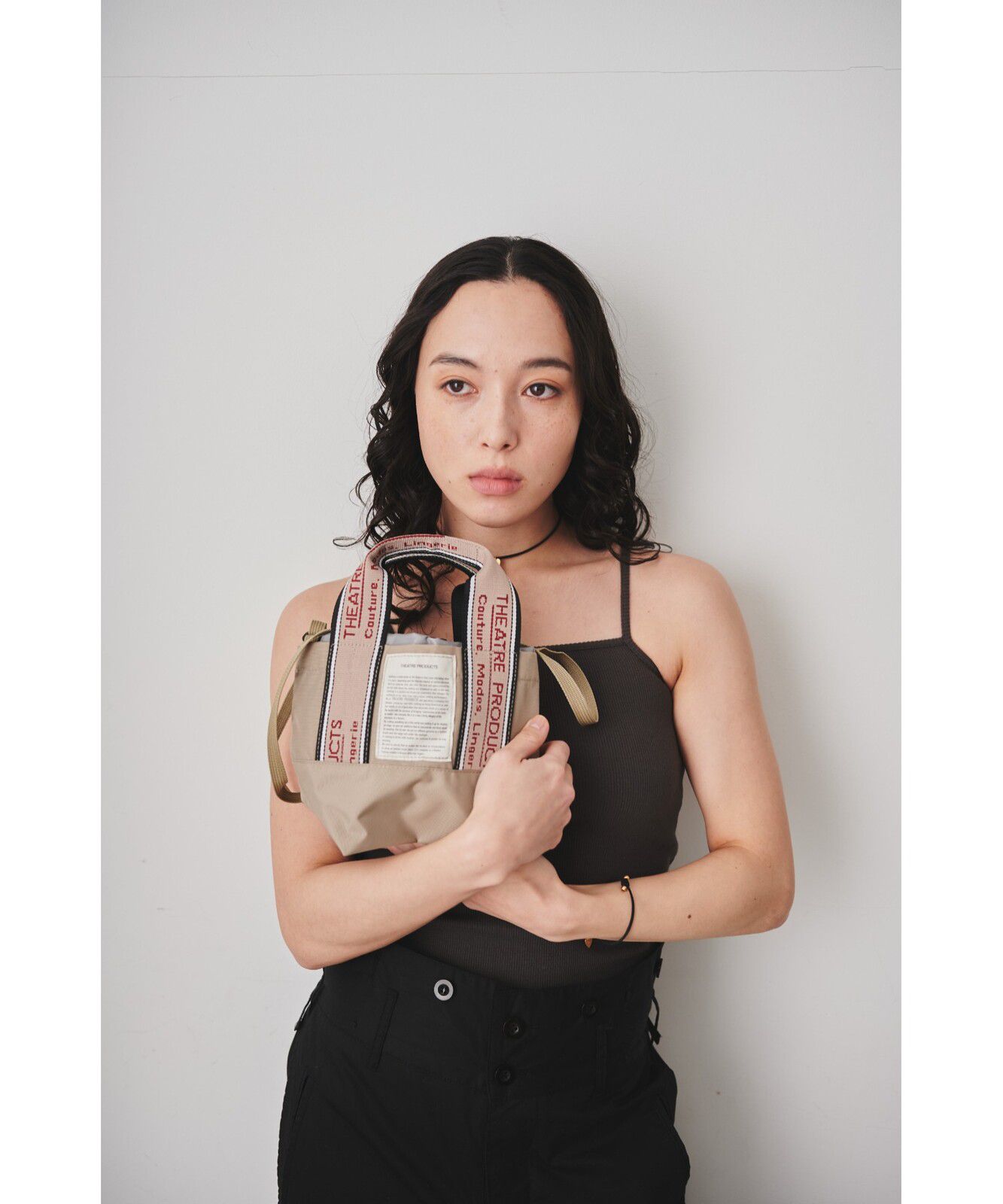 日本代購 - 經典款 2WAY輕便束口袋拖特包/肩背包-經典黑 (23.5x17x12.5cm)｜媽咪愛