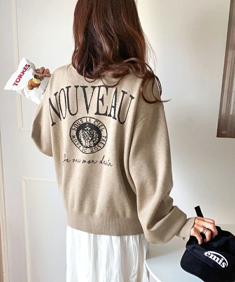 日本 Classical Elf - Java聯名 4WAY圓領美式印花針織大學T-草綠｜媽咪愛